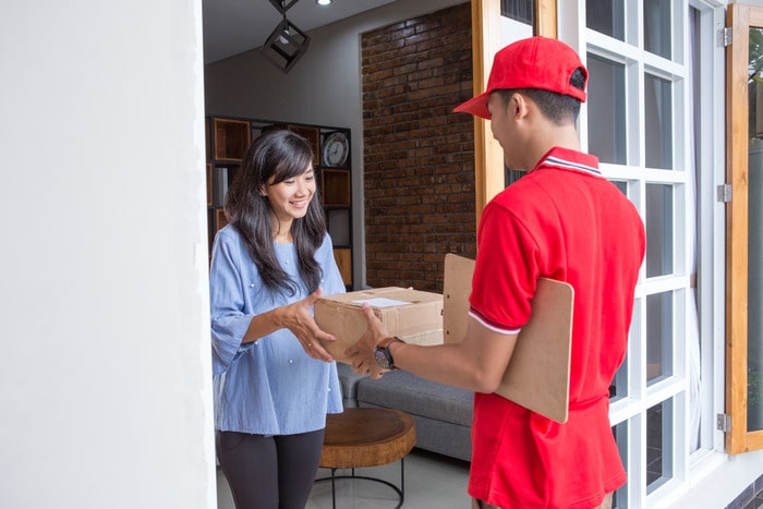Hand-Carry Deliveries in Southern California | Same Day Courier